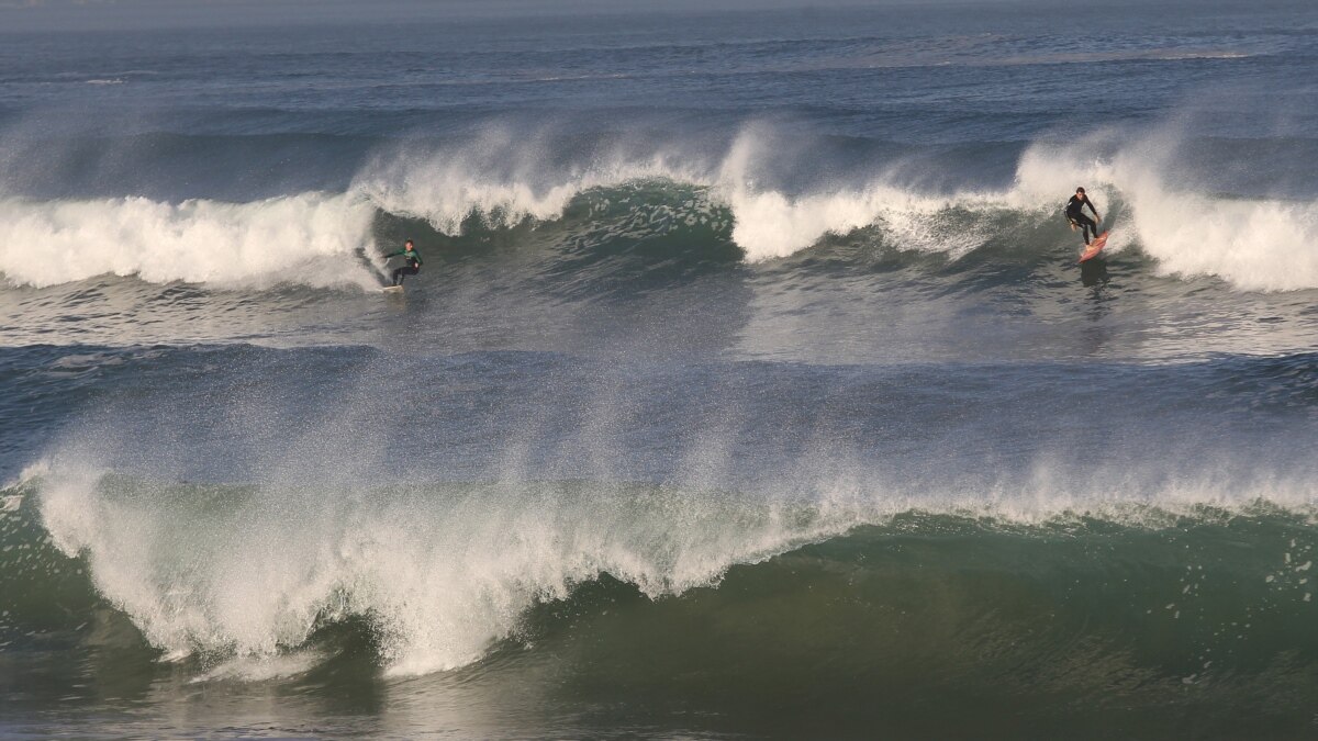 Harnessing Ocean Wave Power Provides Cheap Electricity Harnessing Ocean Wave Power Provides Cheap Electricity