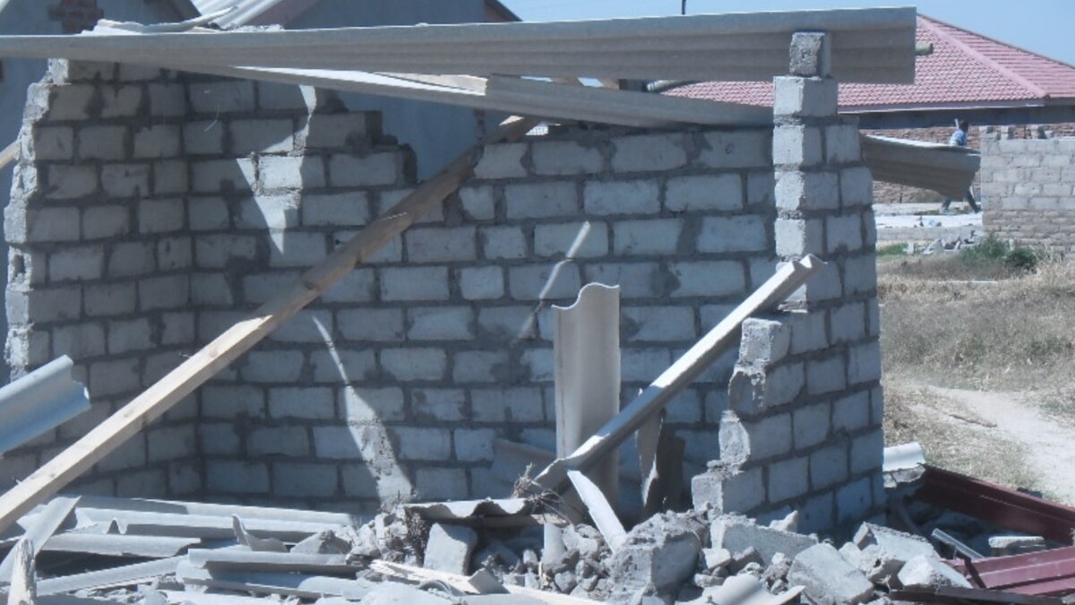 Zimbabwe Judge Orders Authorities to Stop House Demolitions