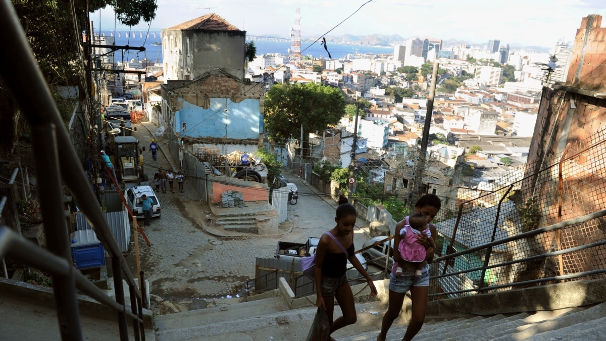 Raid policier dans les favelas de Rio de Janeiro