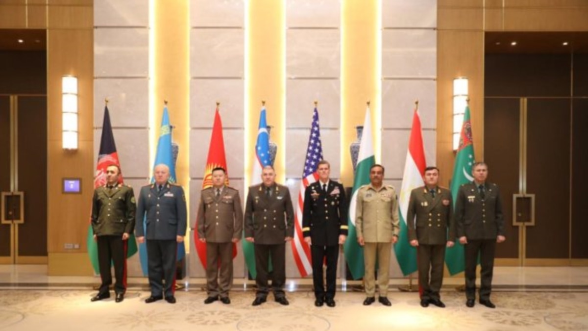 Toshkentda harbiylar anjumani