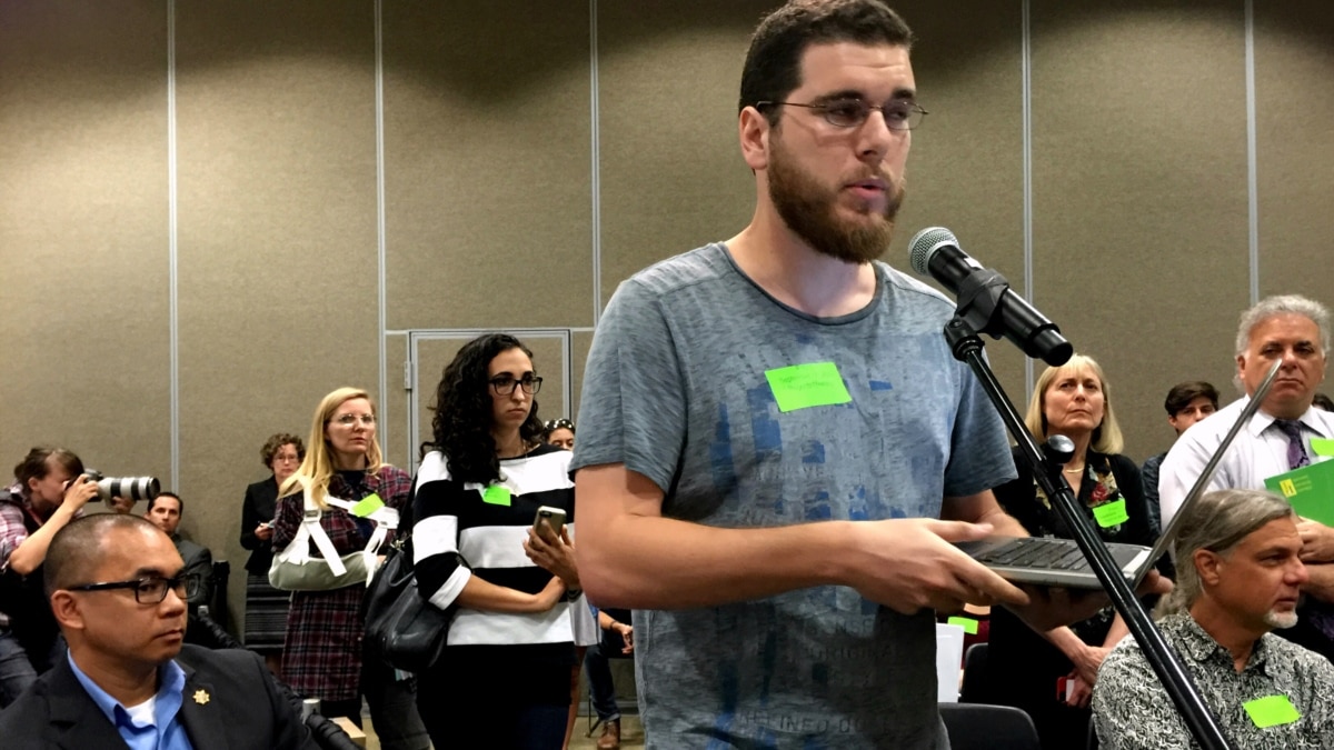 University Students, Professors Clash over 'Free Speech'