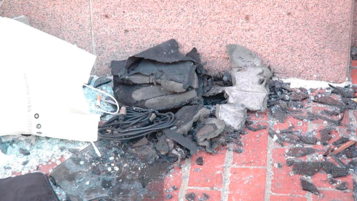 Boston Bombing Investigation Shifts to Identifying Suspect