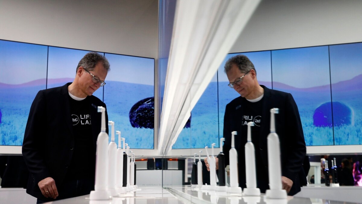 We're Techy, too! Deere, Tide Maker Head to CES Gadget Show