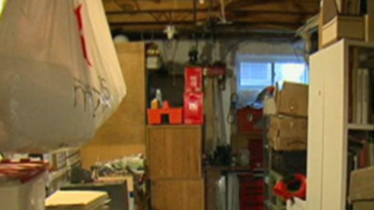 Hoarders Need Help Cutting Compulsive Clutter