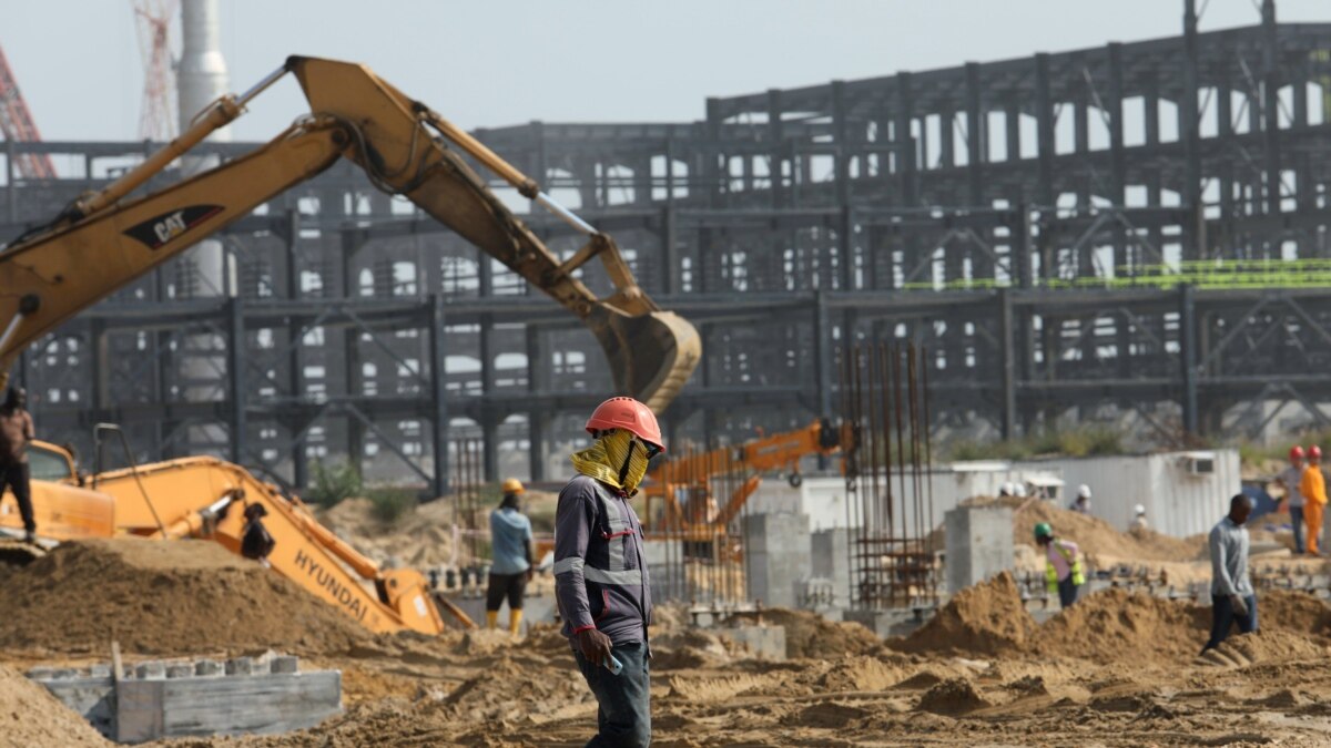 Nigerian Labor Activists Denounce Delay in Salary Increase