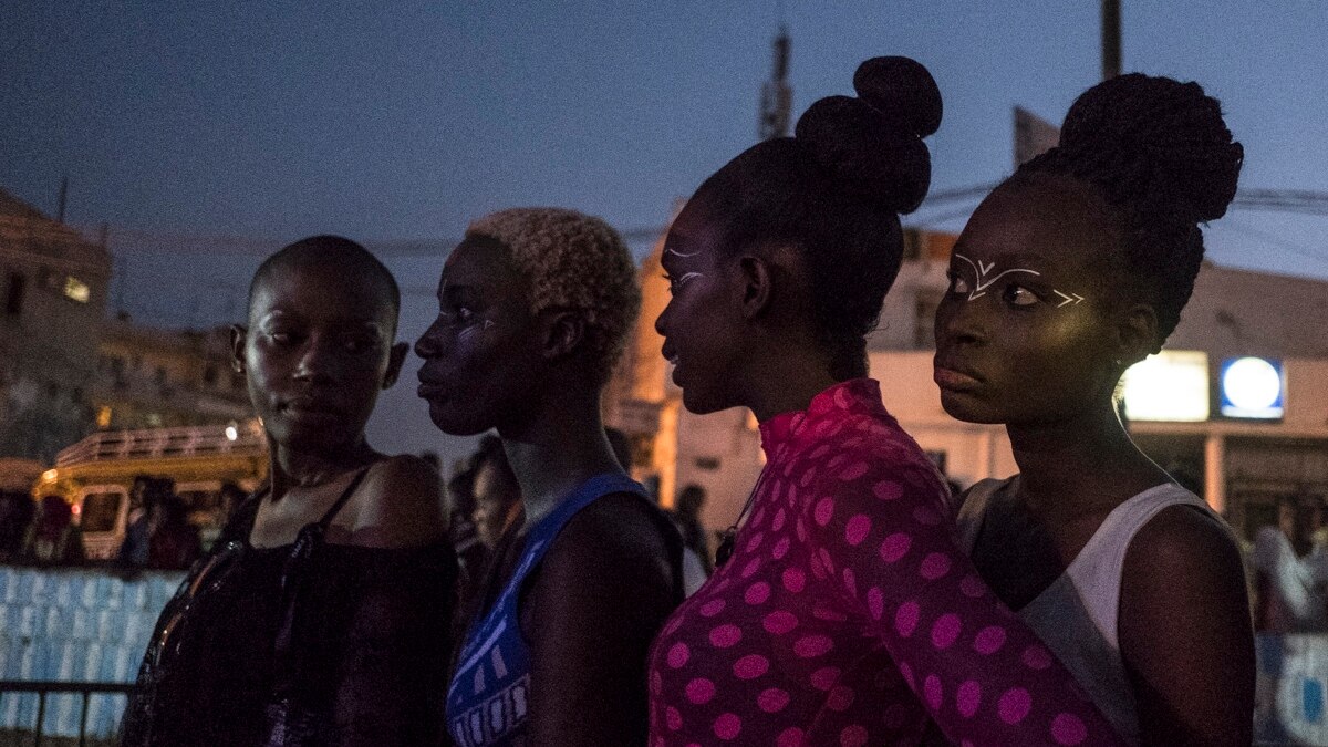 Dakar Fashion Week Brings Clothing Style ‘Back Where It Belongs’