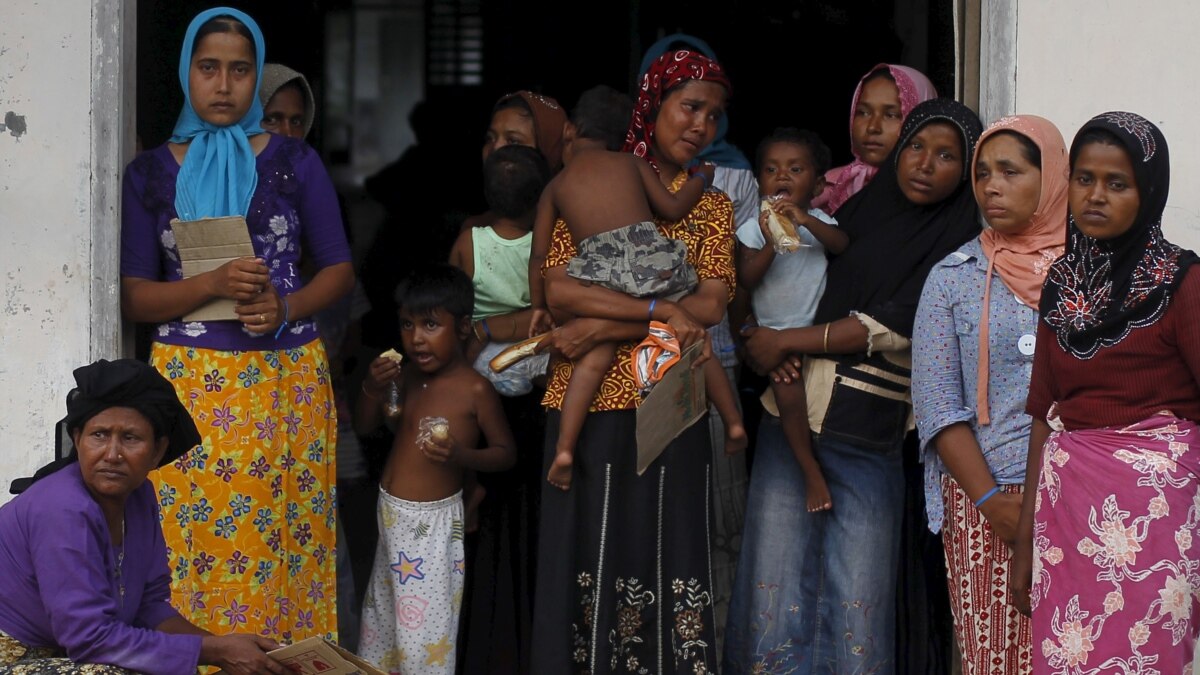 SE Asian Nations Agree to Step Up Help for Migrants at Sea