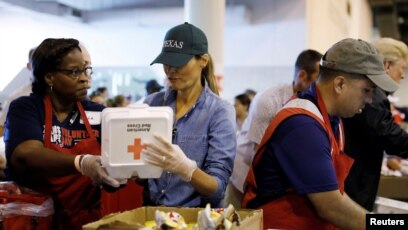 Helping Houston Hurricane Survivors Volunteers Help Rescue Survivors