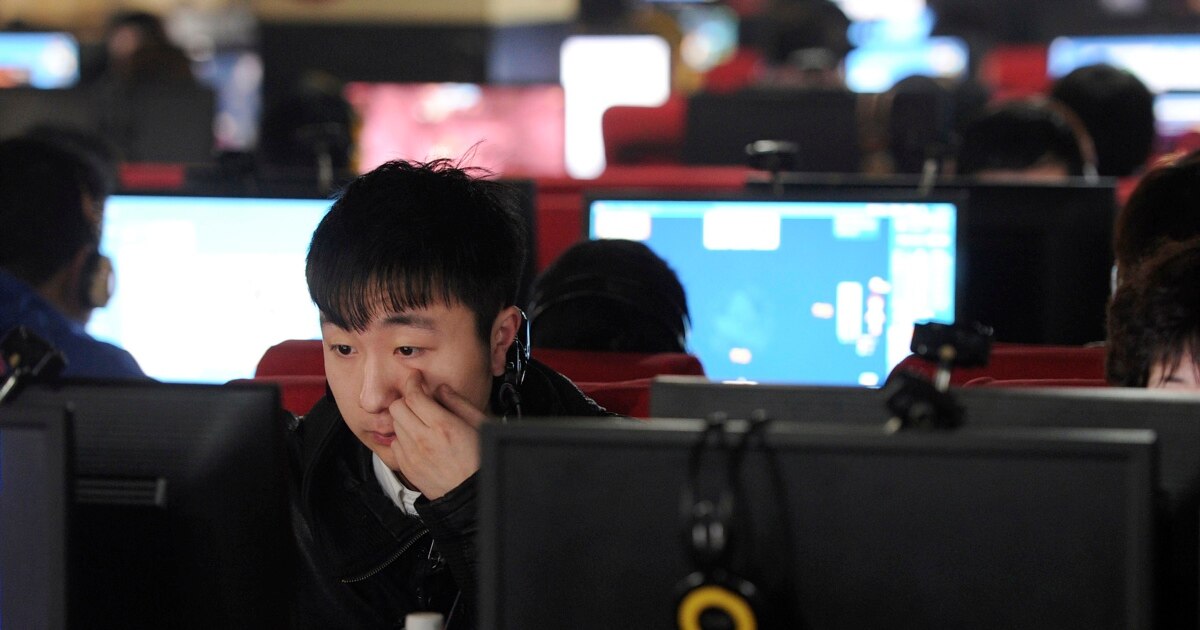 More Questions than Answers About China Internet Outage