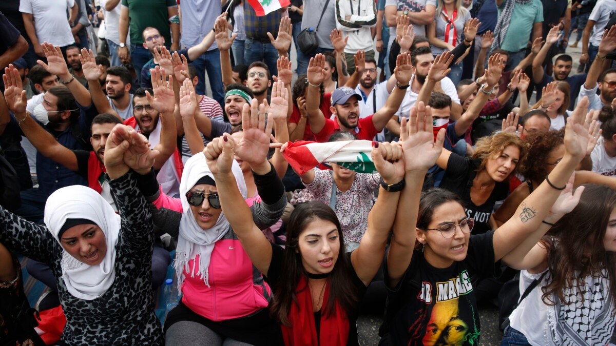 Lebanon Protests Enter 10th Day With No End in Sight