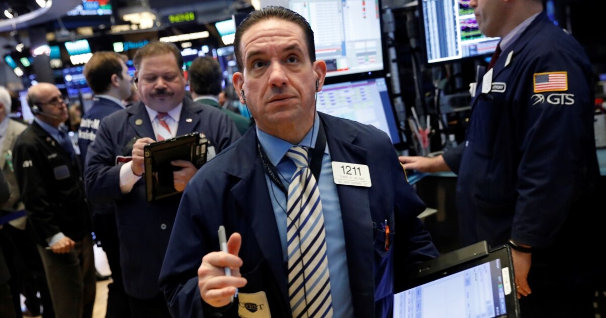 US Markets Fall on Steel, Aluminum Tariffs Announcement