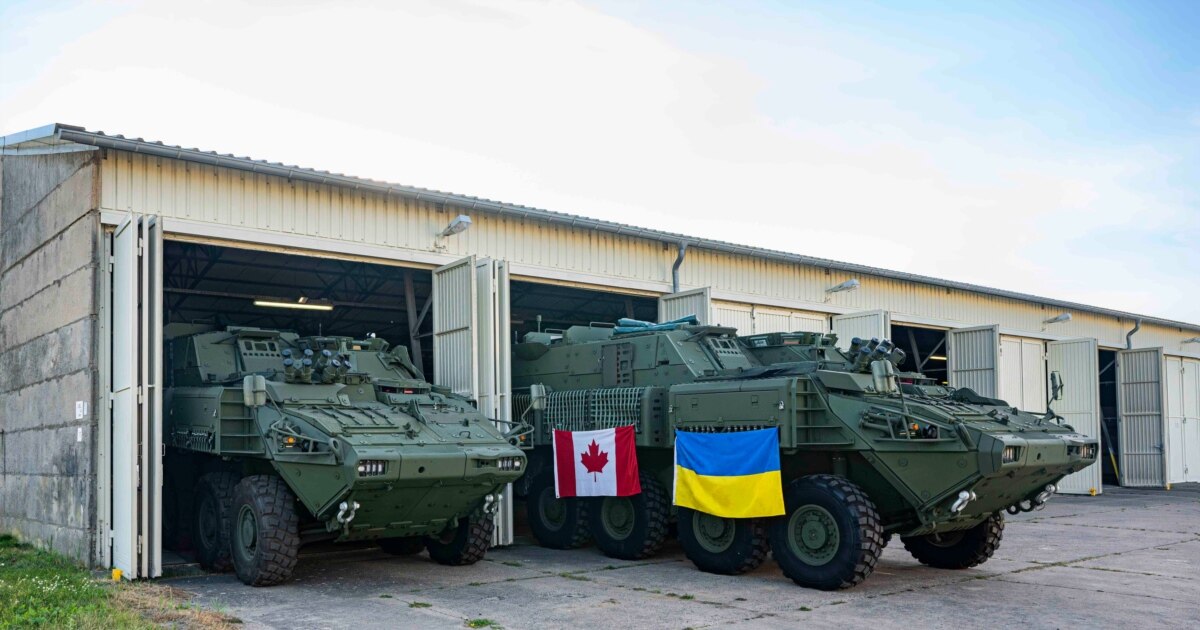 Канада передала Україні першу партію легких броньованих машин LAV 6.0 ...