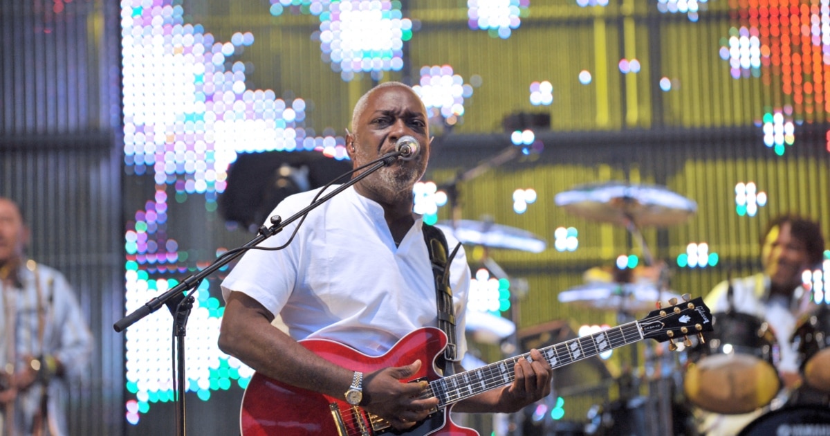 Música: Angolano Derito e moçambicano Félix Moya recordam Jacob ...