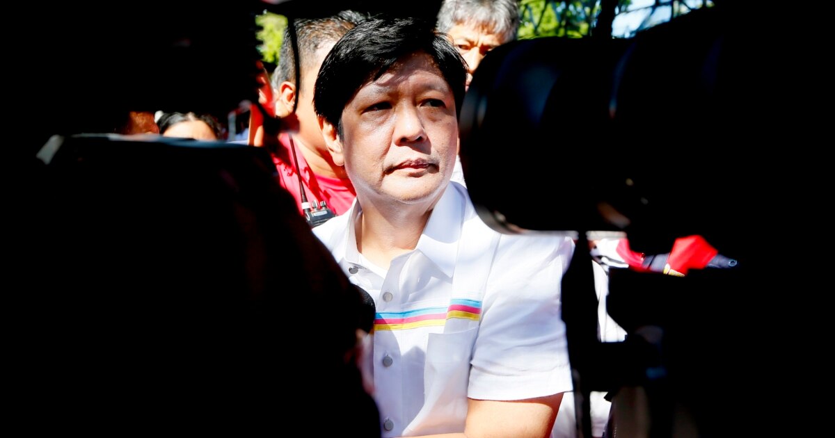 30 Years After Marcos’ Fall, His Son Aims for No. 2 Job