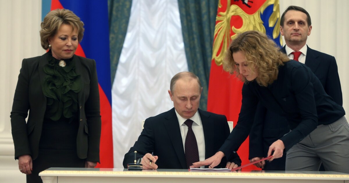 Putin Recounts How He Gave Orders to ‘Save’ Yanukovych, ‘Return’ Crimea