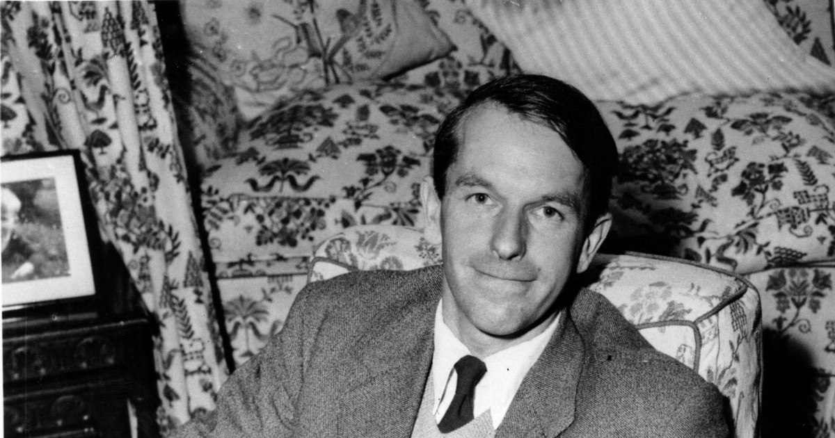 Frederick Sanger, Double Nobel Winner, Dies at 95