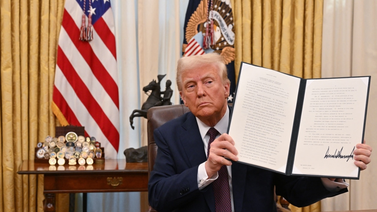 Donald Trump limoge des responsables de la surveillance interne du gouvernement