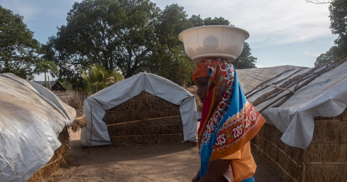 Niassa: População de Mecula regressa às origens depois de ataques ...