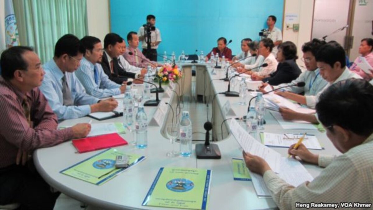 Civic Groups Meet To Make Improved Election Recommendations