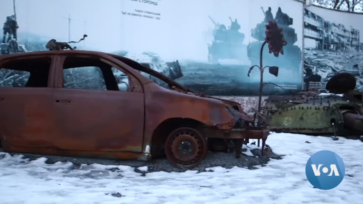 Ukrainians on Conflict's Doorstep Prepare for War – Again