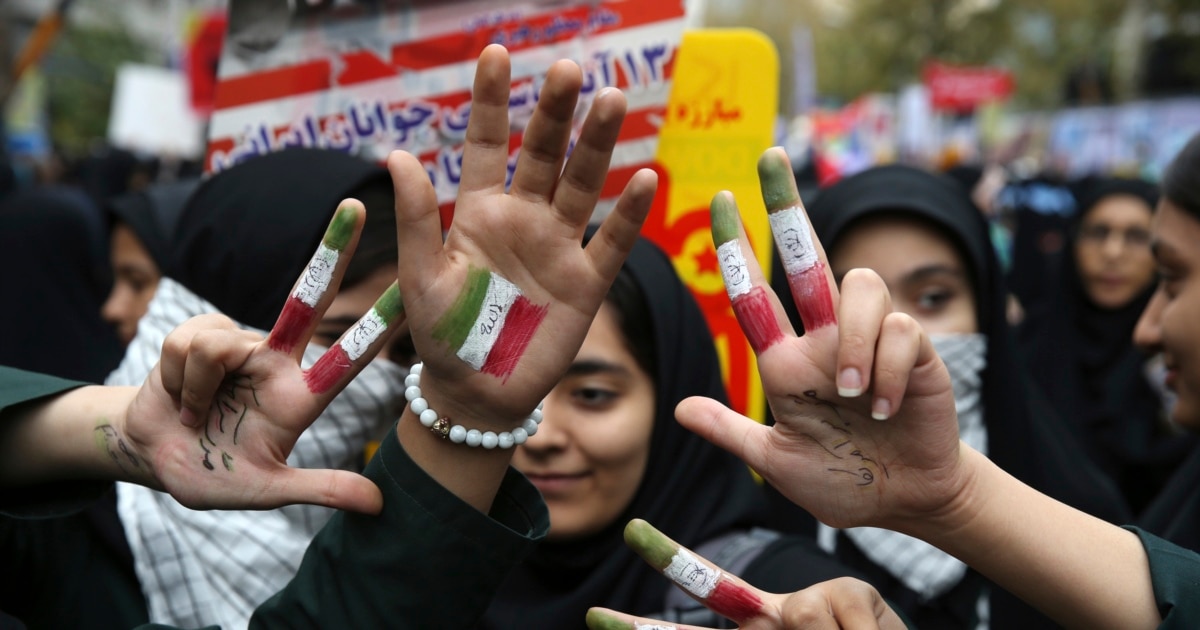 Iran Celebrates Anniversary of US Embassy Takeover With Missile Display