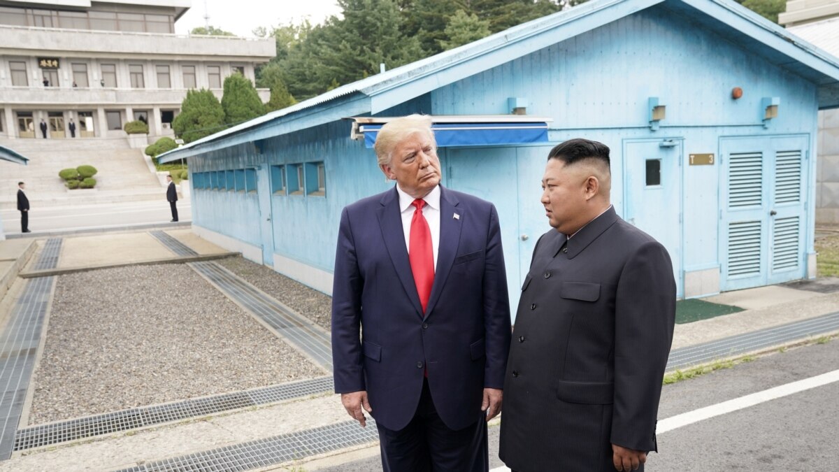 Trump Meets Kim At Dmz Crosses Into North Korea