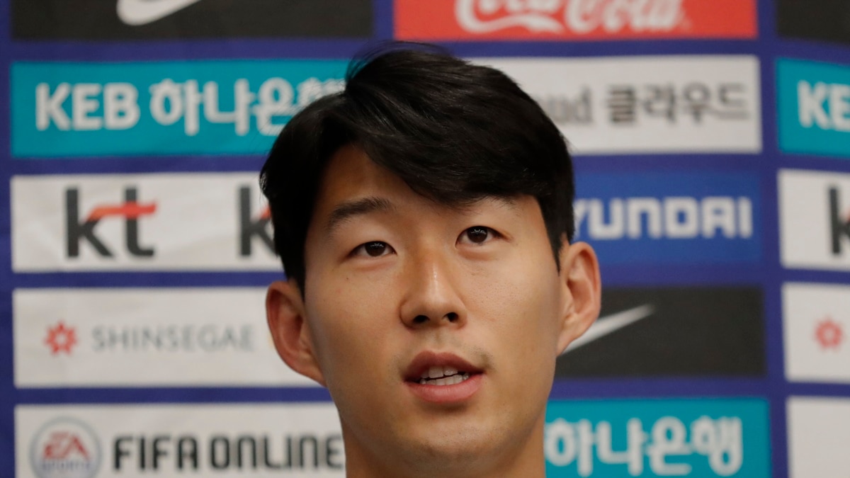 South Korean Soccer Team Tells of 'Rough' Match in Pyongyang