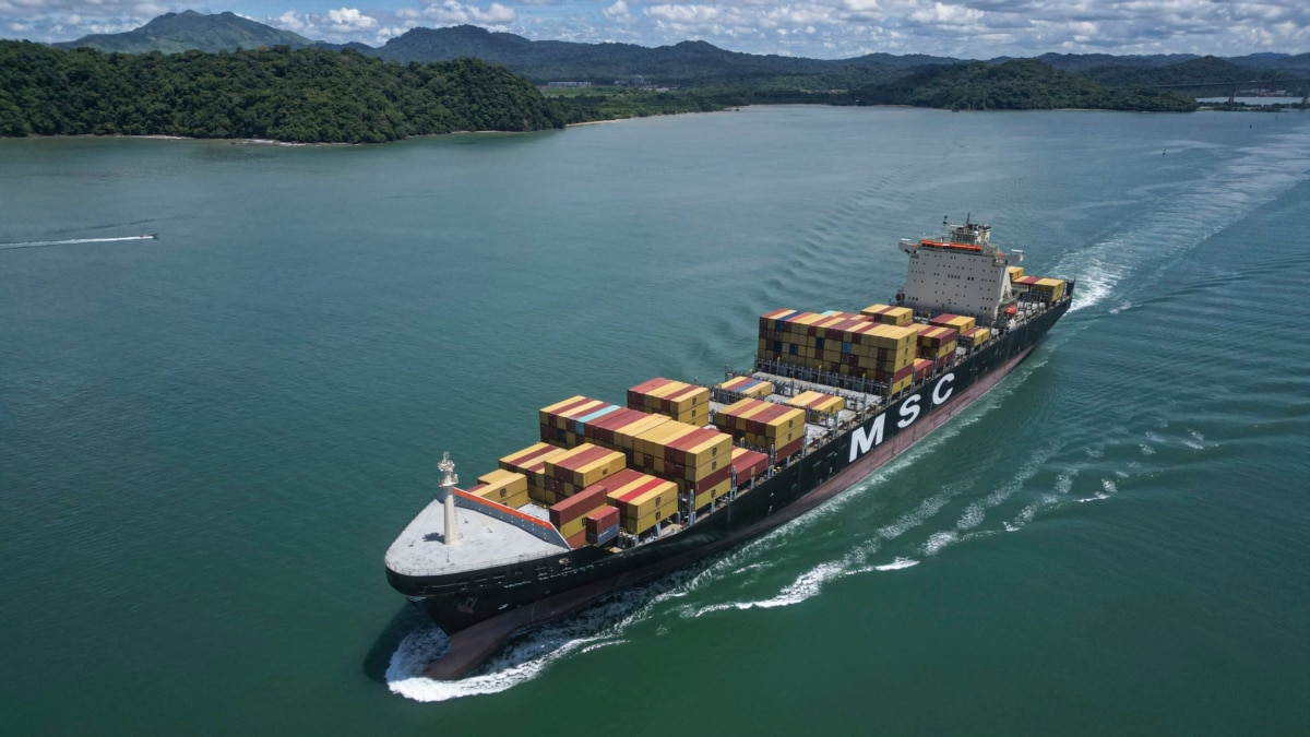 Canal de Panamá vuelve a aumentar espacios para reserva en esclusas y ...