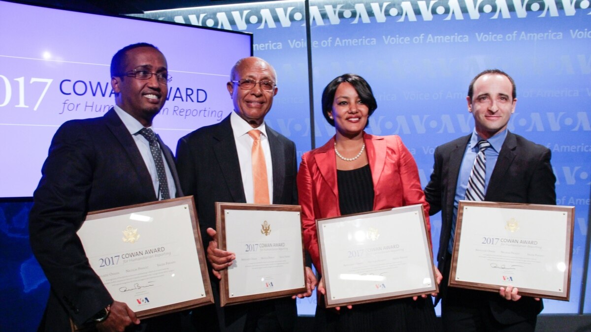 VOA Africa Journalists Receive Cowan Award