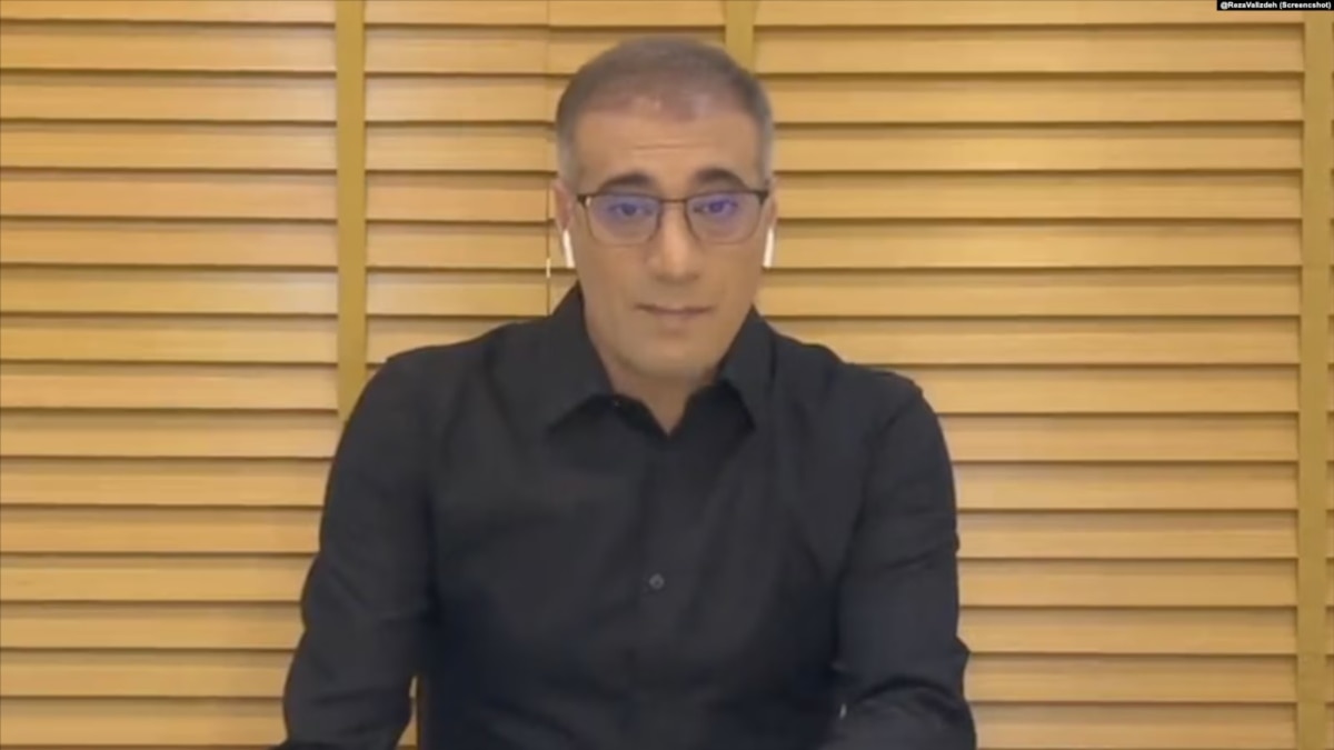 VOA Persian: Iranian American journalist quarantined in Evin, denied ...