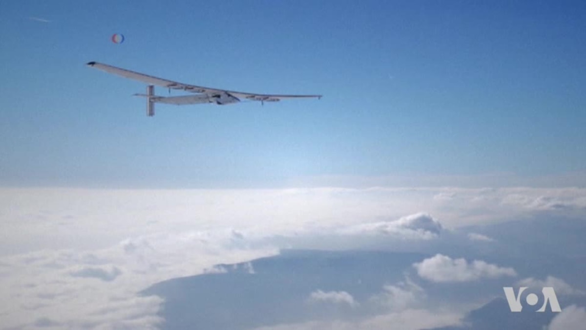 Plane Sets World Record for Solar-powered Flight