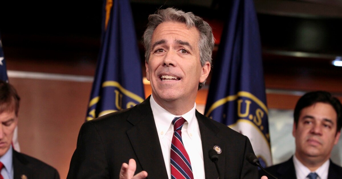 Former Illinois Congressman Challenges Trump for Republican ...