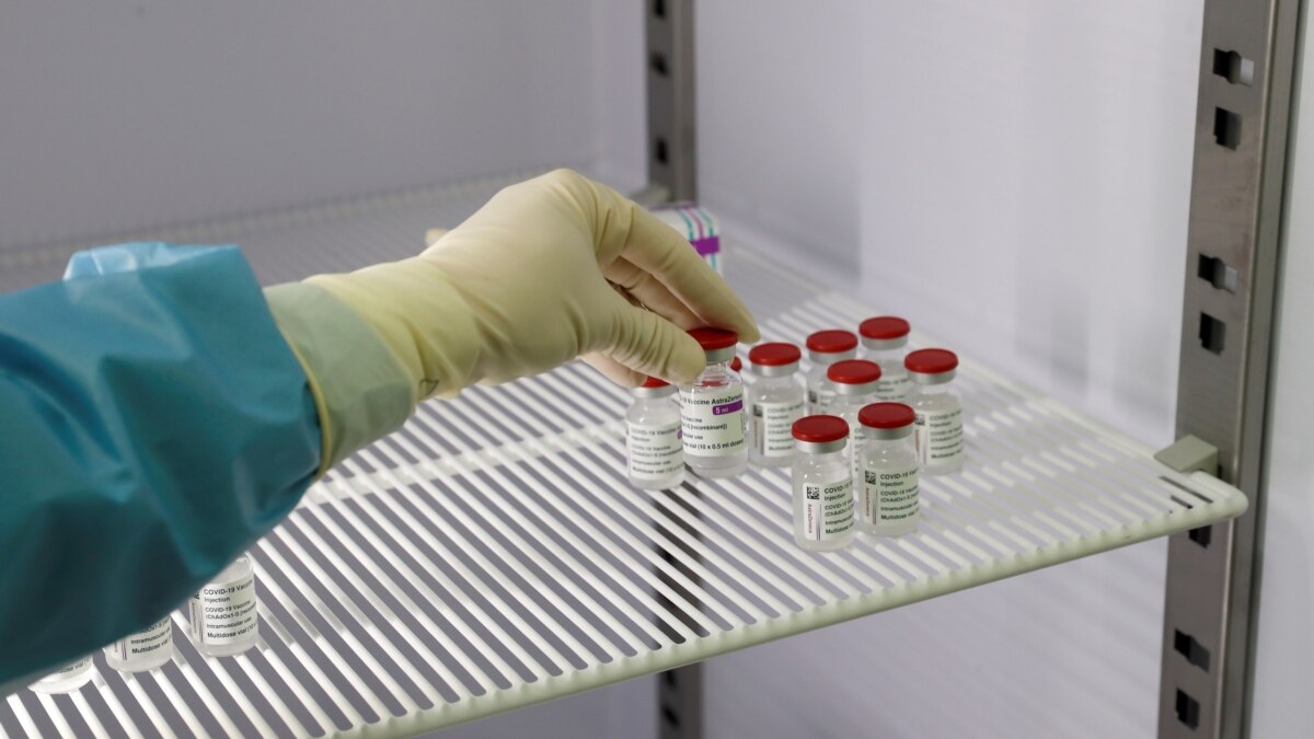 Italy Approves AstraZeneca COVID-19 Vaccine for People Over 65