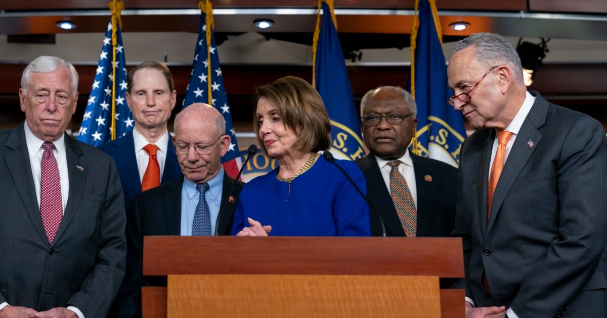 Ndizen gjakrat nga krizat e fundit politike në Uashington