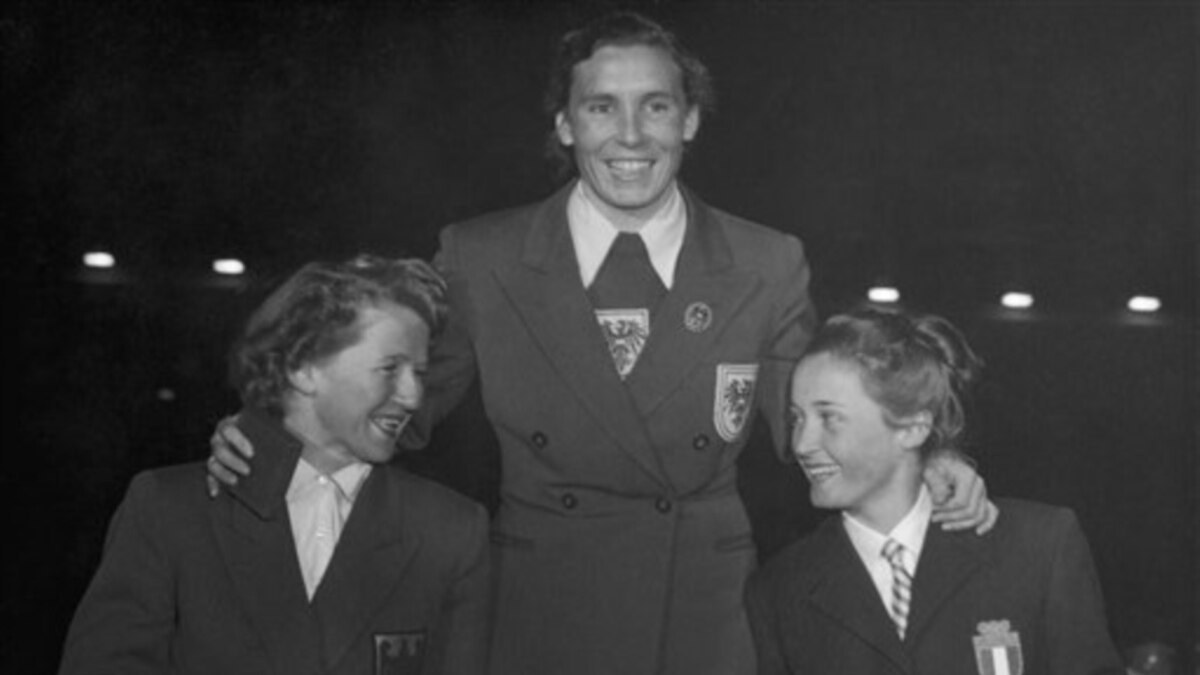 Giuliana Chenal-Minuzzo, First Female Olympic Oath Taker, Dies at 88