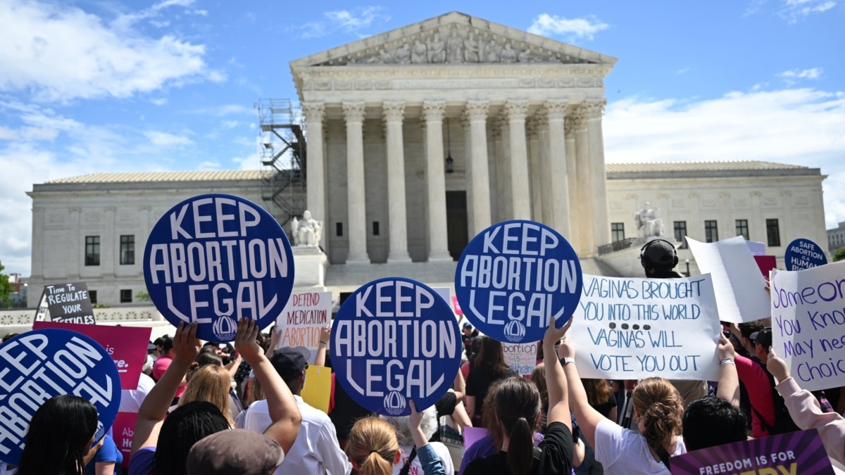 ¿Qué ha pasado a un año del fin de la protección federal al aborto en EEUU?