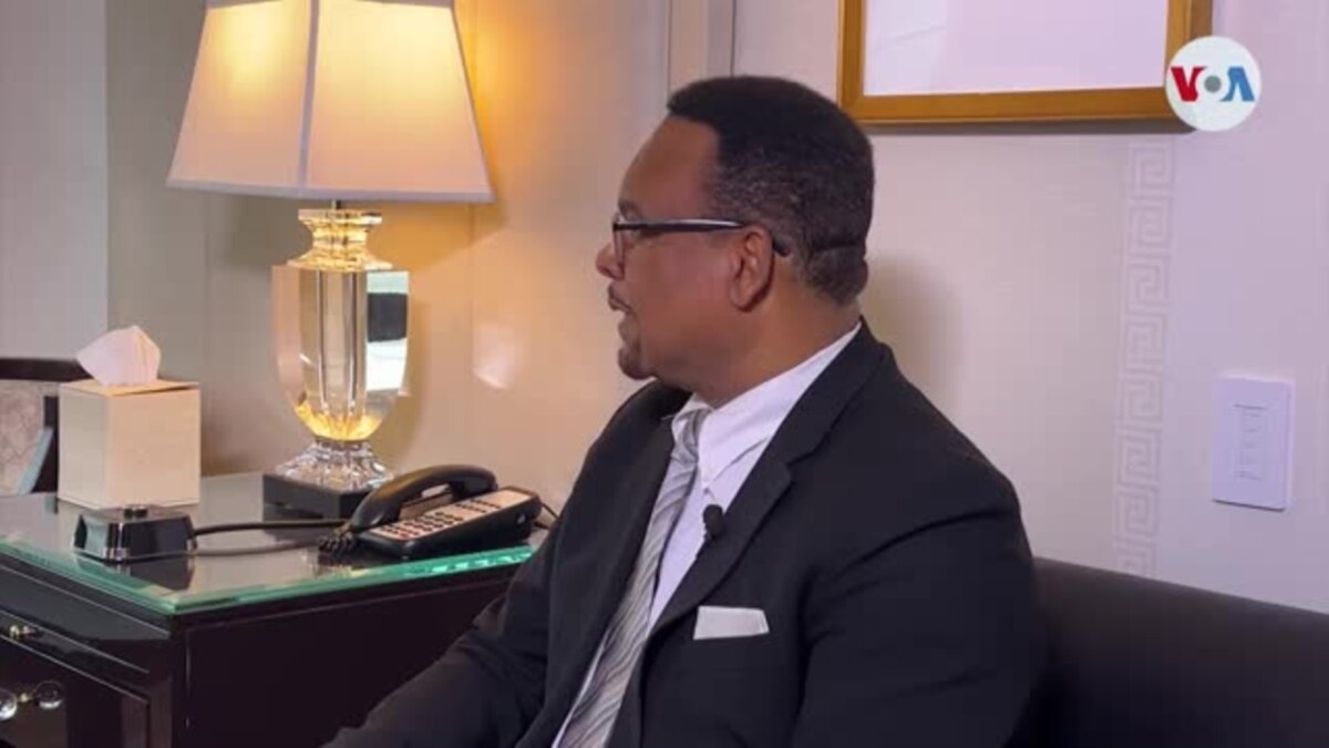 VOA Creole Interview with BARBARA FEINSTEIN