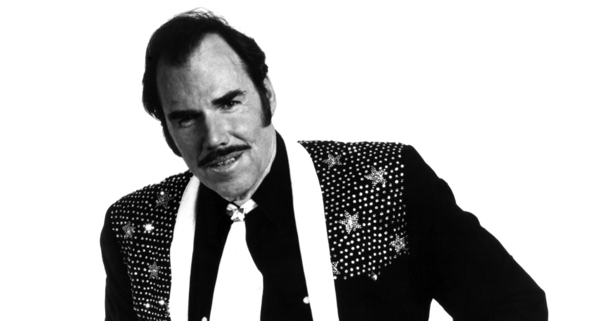 Legendary Country Singer Slim Whitman Dead at 90