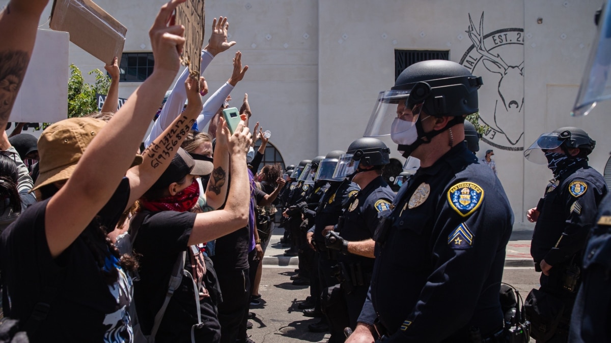 Scenes from Sunday's George Floyd Protests Around US, World