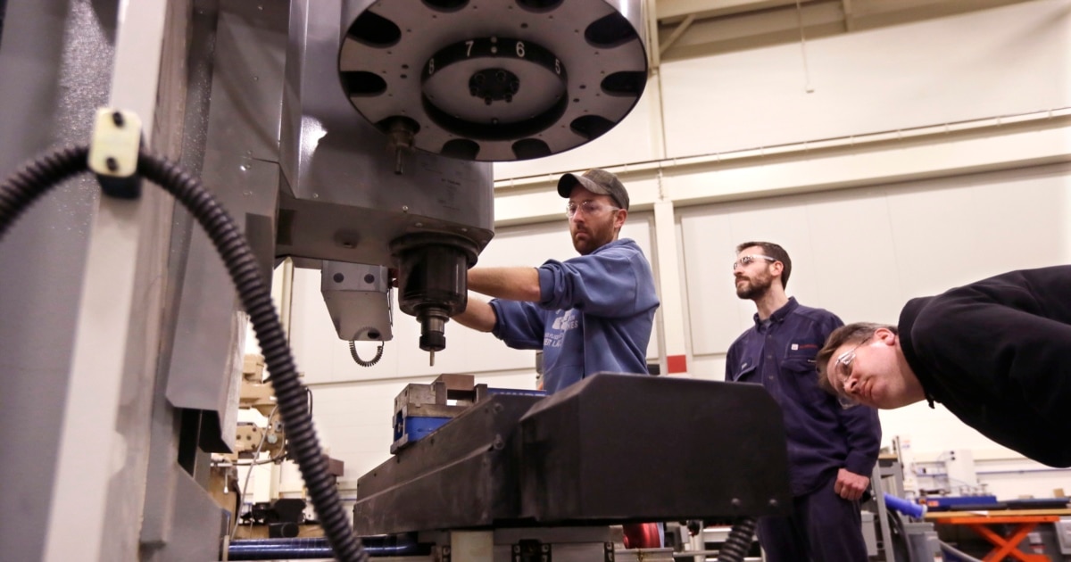 Non-degree Programs May Not Serve Men and Women Equally