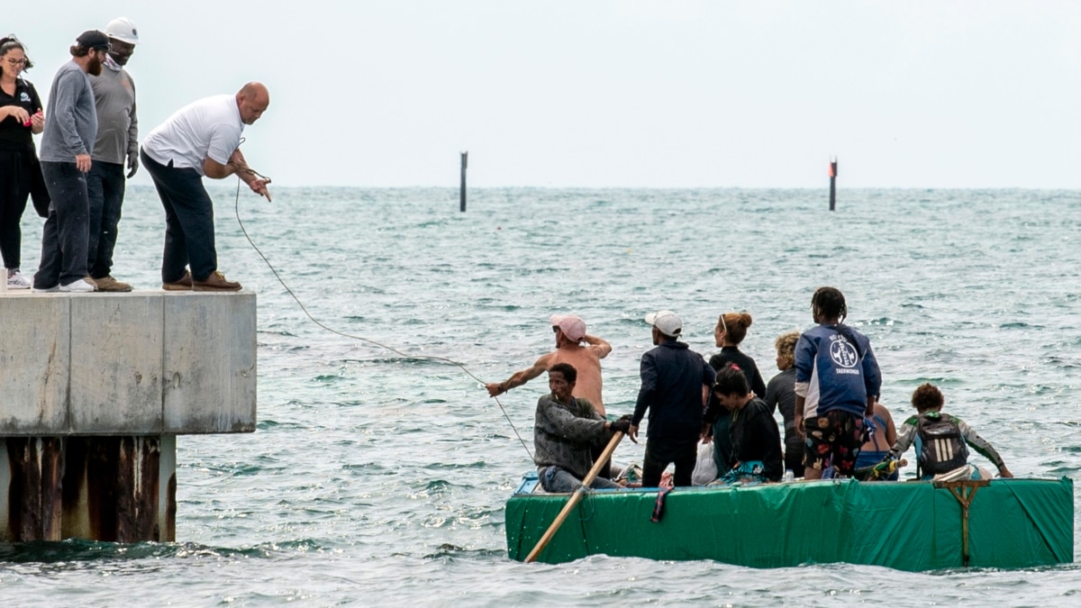 "Están en un limbo": incertidumbre legal de balseros cubanos que logran ...