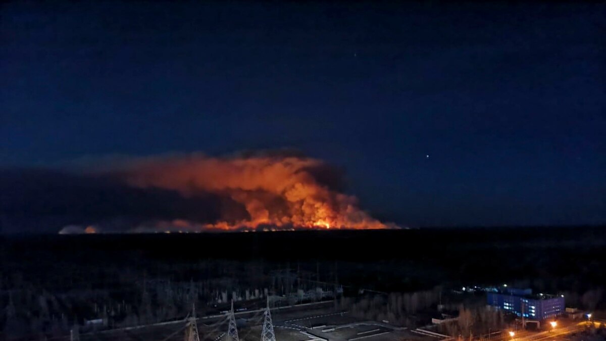 Forest Fires Rage Near Chernobyl Nuclear Plant